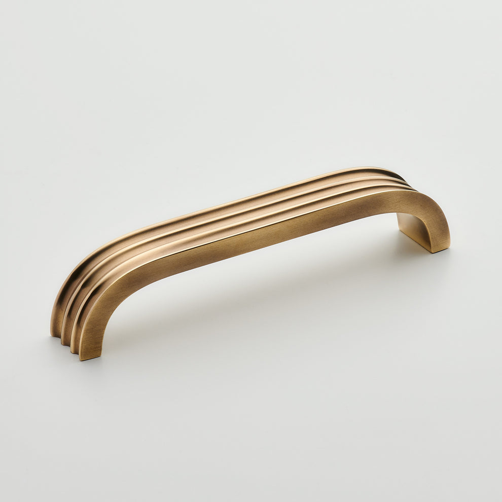 Palladio Rounded Cabinet Handle – Henry Blake